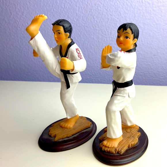 Korean | Accents | Vintage Made In Korea Resin Male And Female ...